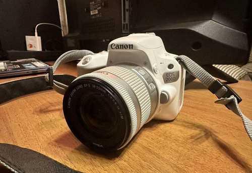 Зеркальный фотоаппарат canon eos 200d белый