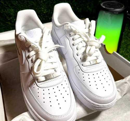 Nike Air Force 1 White