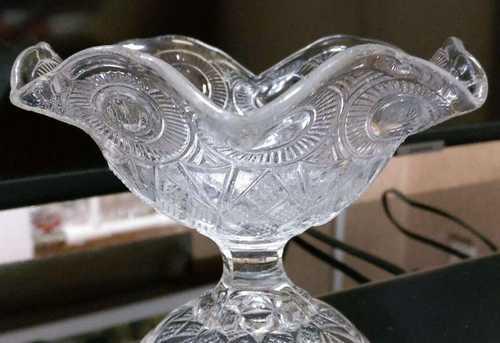Старинная вазочка стекло