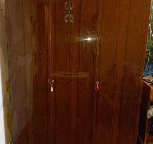 Шкаф времен СССР бу