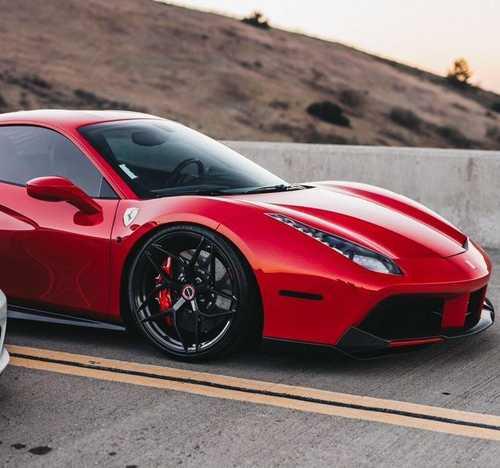 Колёсные диски кованые на Ferrari 488 GTB