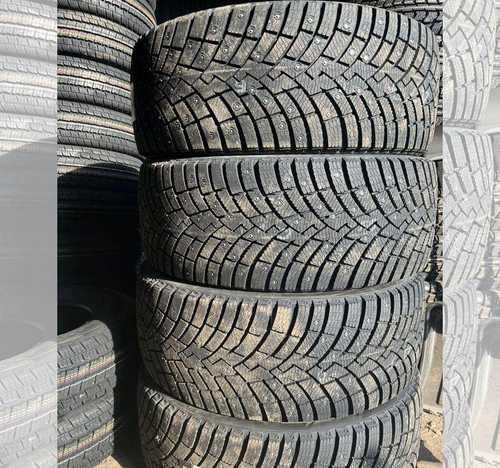 Pirelli Winter Ice Zero 2 265/45 R21