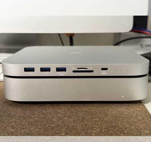 Mac mini M1 8/2000Gb   Хаб