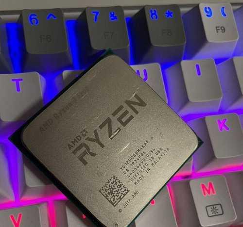 AMD Ryzen 3 1200AF Процессор