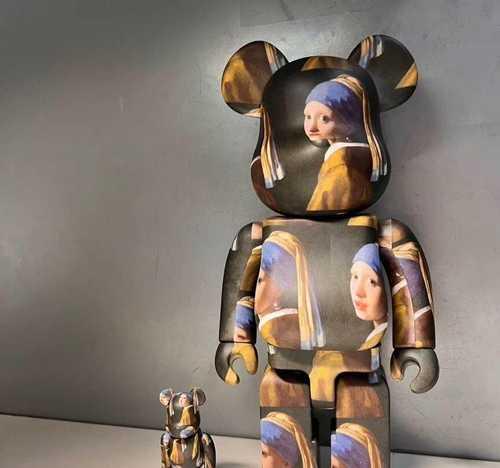 Мишка bearbrick x johannes vermeer