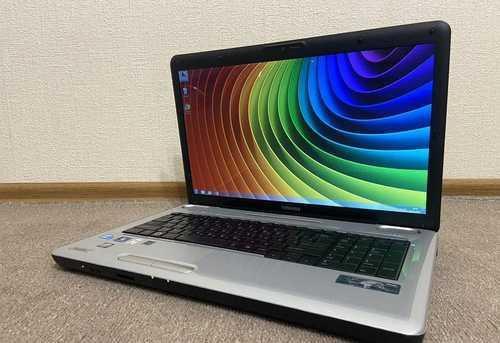 Toshiba 17.3" / i3 / 4Gb / 320Gb