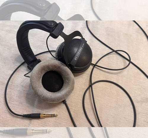 Наушники Beyerdynamic DT 770 Pro 80 ohm