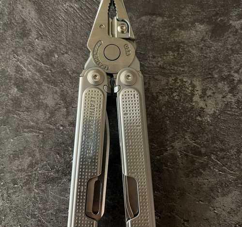 Leatherman Free P2