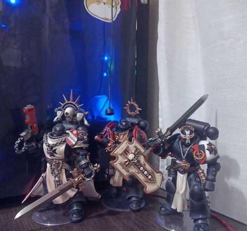 Joytoy warhammer 40k black templars