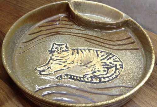 Красивая керамическая посуда тарелка кот тигр
