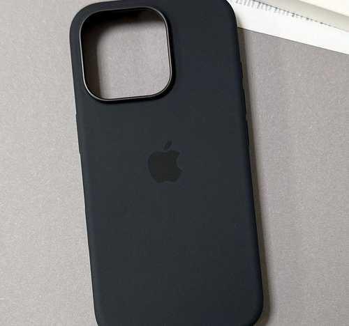 Чехол на iPhone 16 Pro Silicone Case