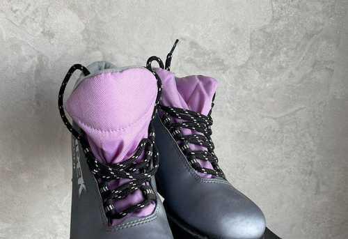 Лыжные ботинки