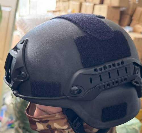 Боевой тактический шлем