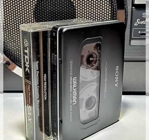 Кассетный плеер Sony Walkman wm ex 633