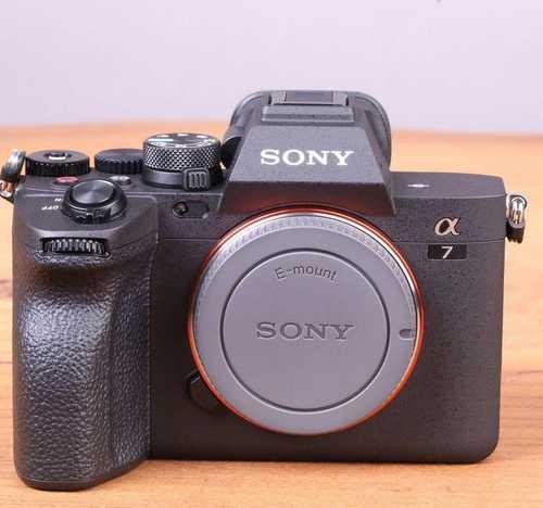 Sony A7 Mark IV Body (41000)