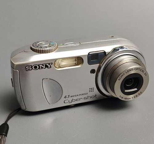 Компактный фотоаппарат sony cybershot dsc p73