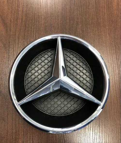 Эмблема решетки радиатора Mercedes A0008172116 64