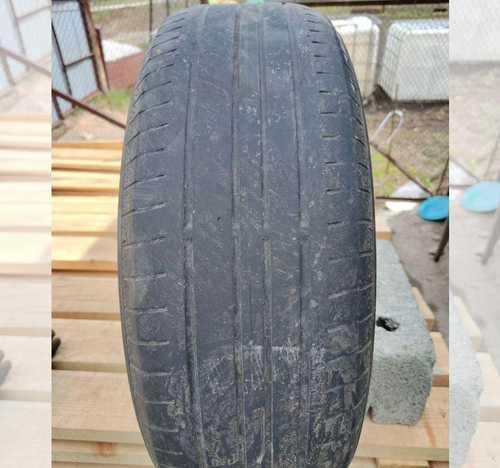 Yokohama BluEarth AE50 215/65 R17