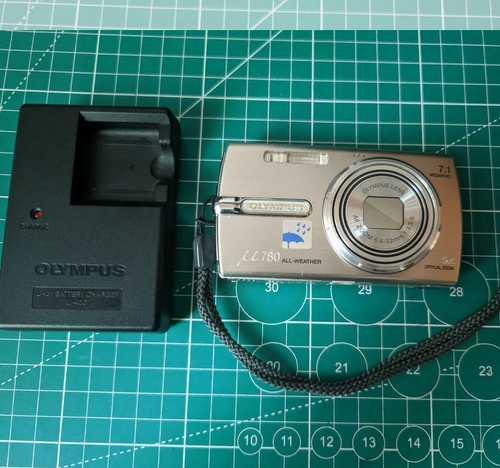 Компактный Olympus Mji 780