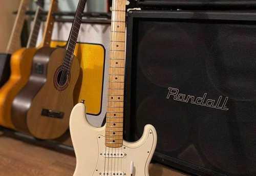 Fender stratocaster japan