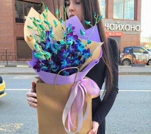 Космические Букеты из Дендробиума