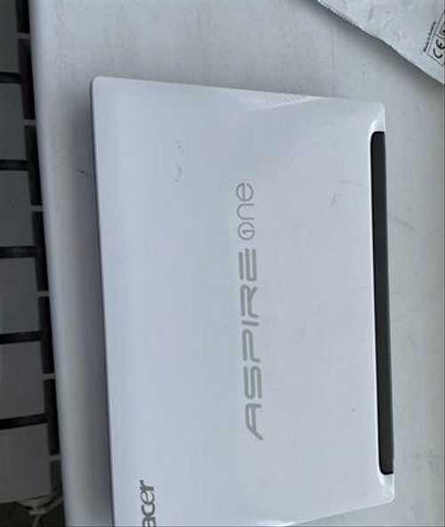 Acer aspire one