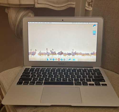 Apple macbook air 11 mid 2012