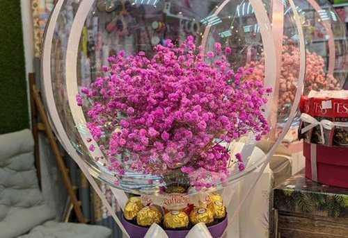 Роскошные цветы в шаре