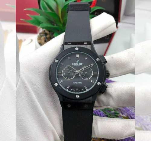 Часы мужские hublot