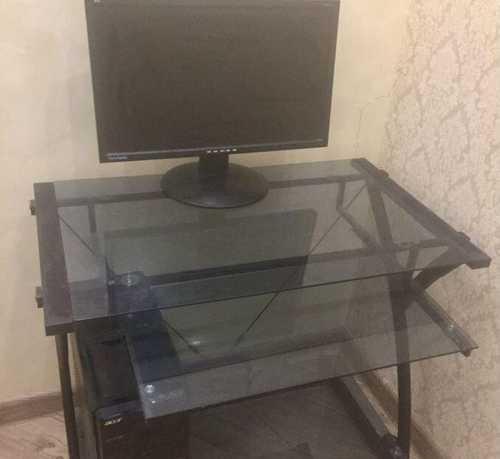 Компьютерный стол стеклянный