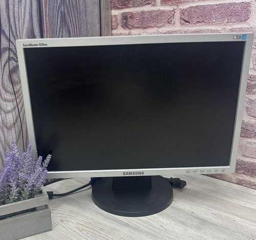 Монитор Samsung SyncMaster 920NW