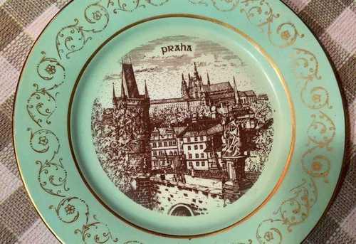 Тарелка декоративная с видом Праги, фарфор