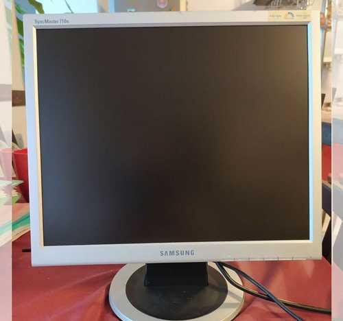 Samsung SincMaster 710N