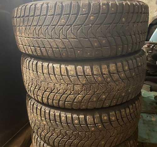 Michelin MXE Green 215/60 R16