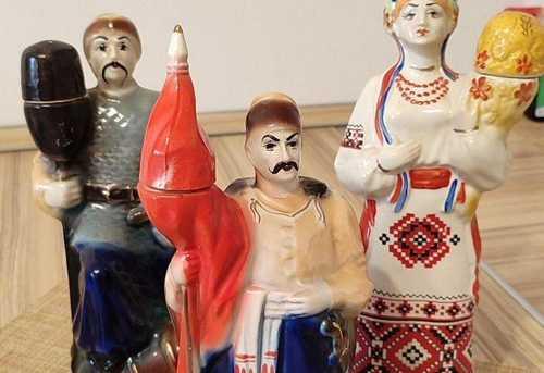 Статуэтки