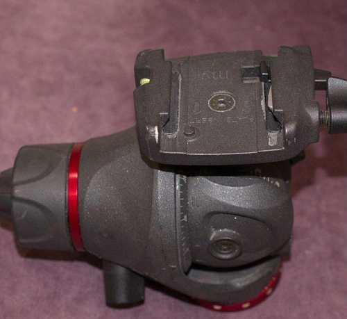 Штативная голова Manfrotto MH055M8-Q5