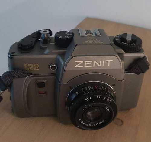 Коллекционный фотоаппарат zenit 122