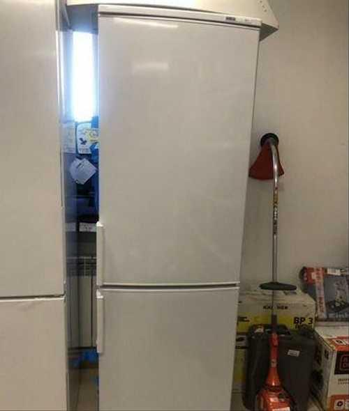 Холодильник с морозильником Atlant XM 4021-000 бел
