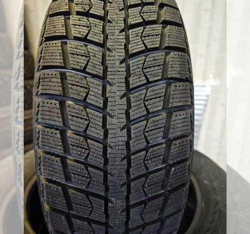 LingLong Green-Max Winter Ice I-15 SUV 235/50 R19 99T