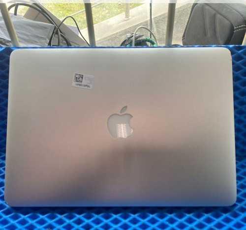 Apple macbook air А1466