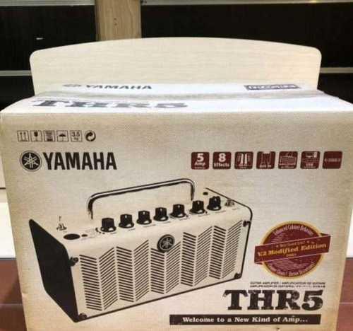 Гитарный комбоусилитель Yamaha thr5