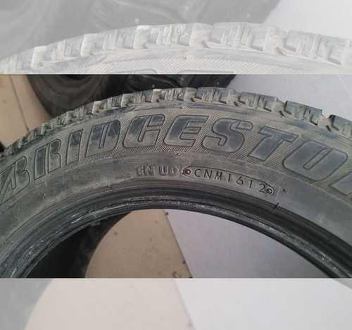 Bridgestone Ice Cruiser 7000 215/55 R16 93T