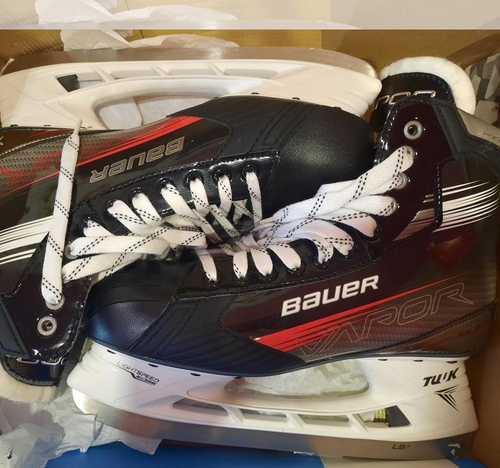 Коньки хоккейные Bauer