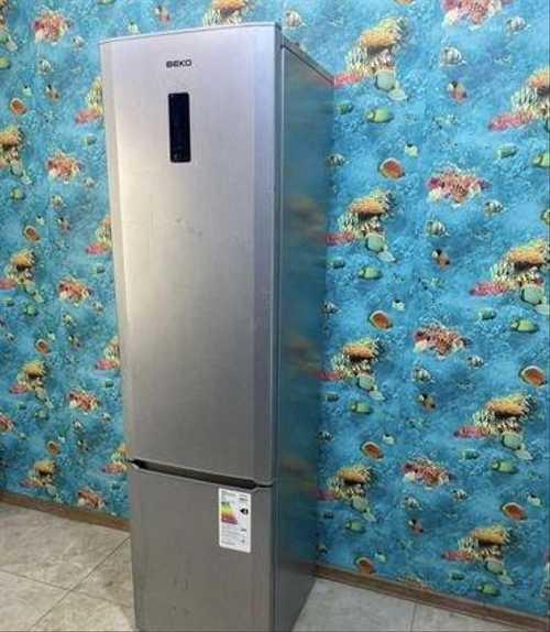 Холодильник в идеальном состоянии бу с гарантией