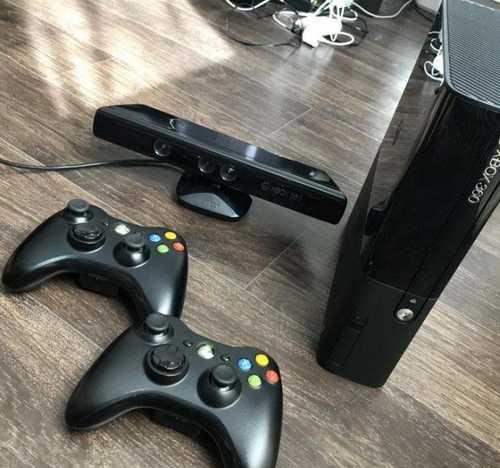 XBox 360 E 500GB 210 Игр (Чипован)