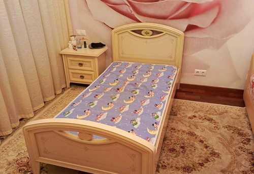 Кровать односпальная с матрасом в стиле прованс