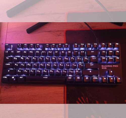 Игровая клавиатура blazing PRO RGB