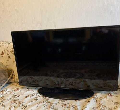 Телевизор Samsung UE40EH5007K