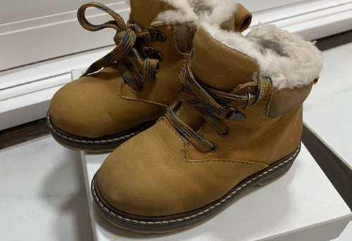 Детские зимние сапоги Zara