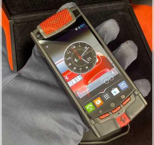 Vertu Ascent Ferrari GT Limited Edition, 6/32 ГБ